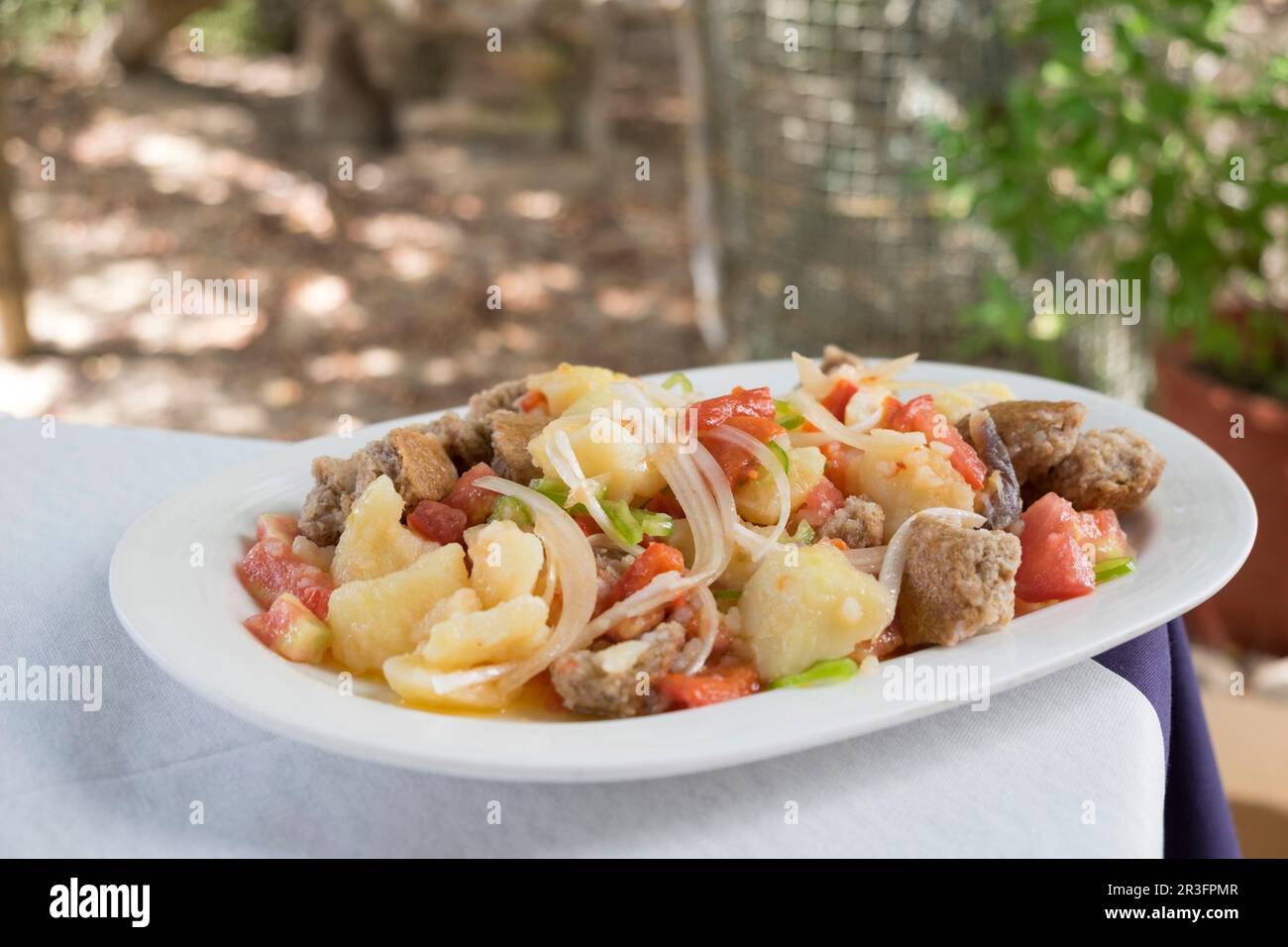 Ensalada pagesa de Formentera, restaurante Es Codol Foradat, Beach Club ...