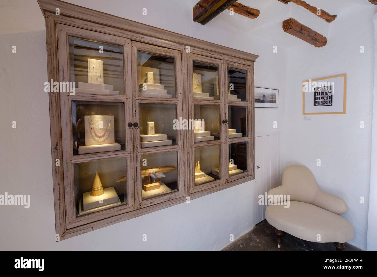 Collis temple hi-res stock photography and images - Alamy