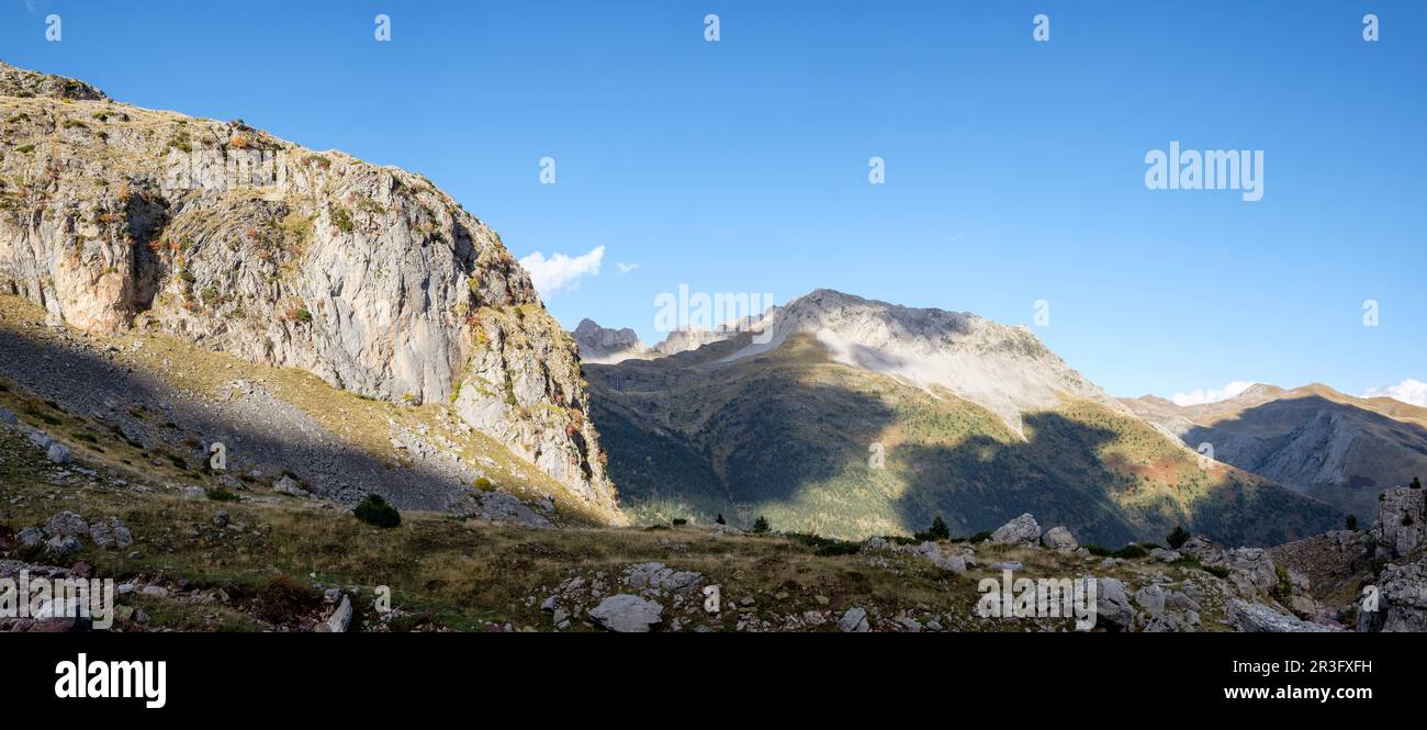 Pico de la Ralla, 2146 mts, -Mallo de las Foyas-, Valley of Hecho ...