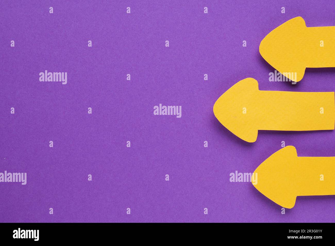 Paper arrows on purple background, flat lay. Space for text Stock Photo ...