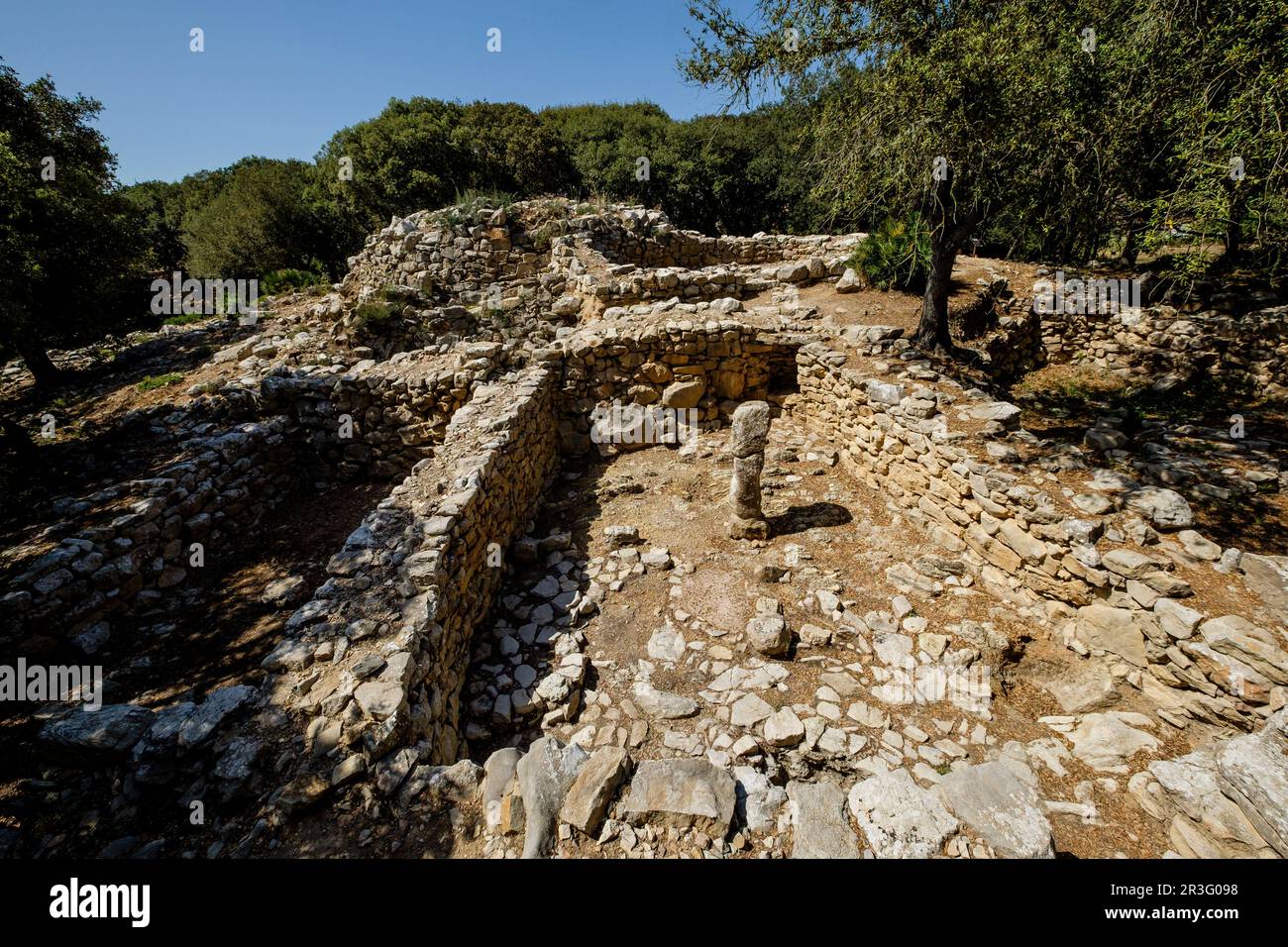 talayot central y sala hipóstila, Ses Païsses, Arta, talayotic site ...