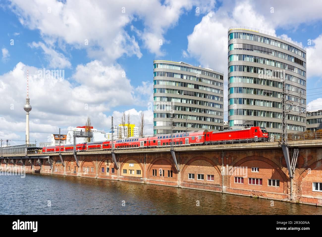 Regional train of Deutsche Bahn DB at JannowitzbrÃ¼cke in Berlin ...