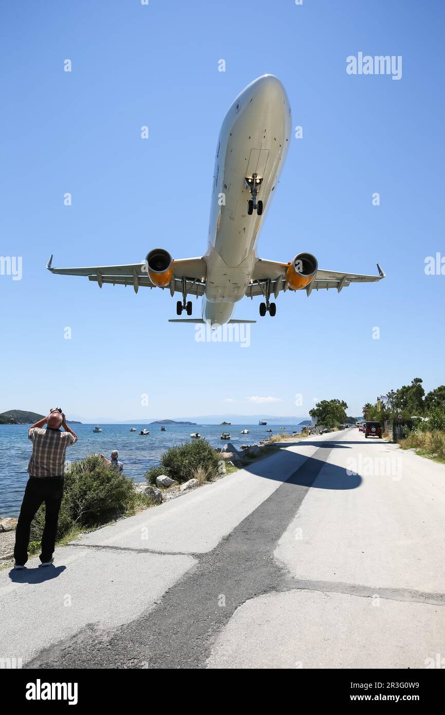 Thomas cook jet at skiathos hi-res stock photography and images - Alamy