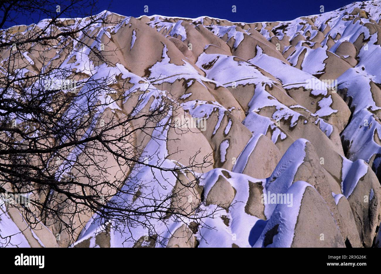Ladera de toba volcanica. Trekking en el valle Bagil Dere. Capadocia ...