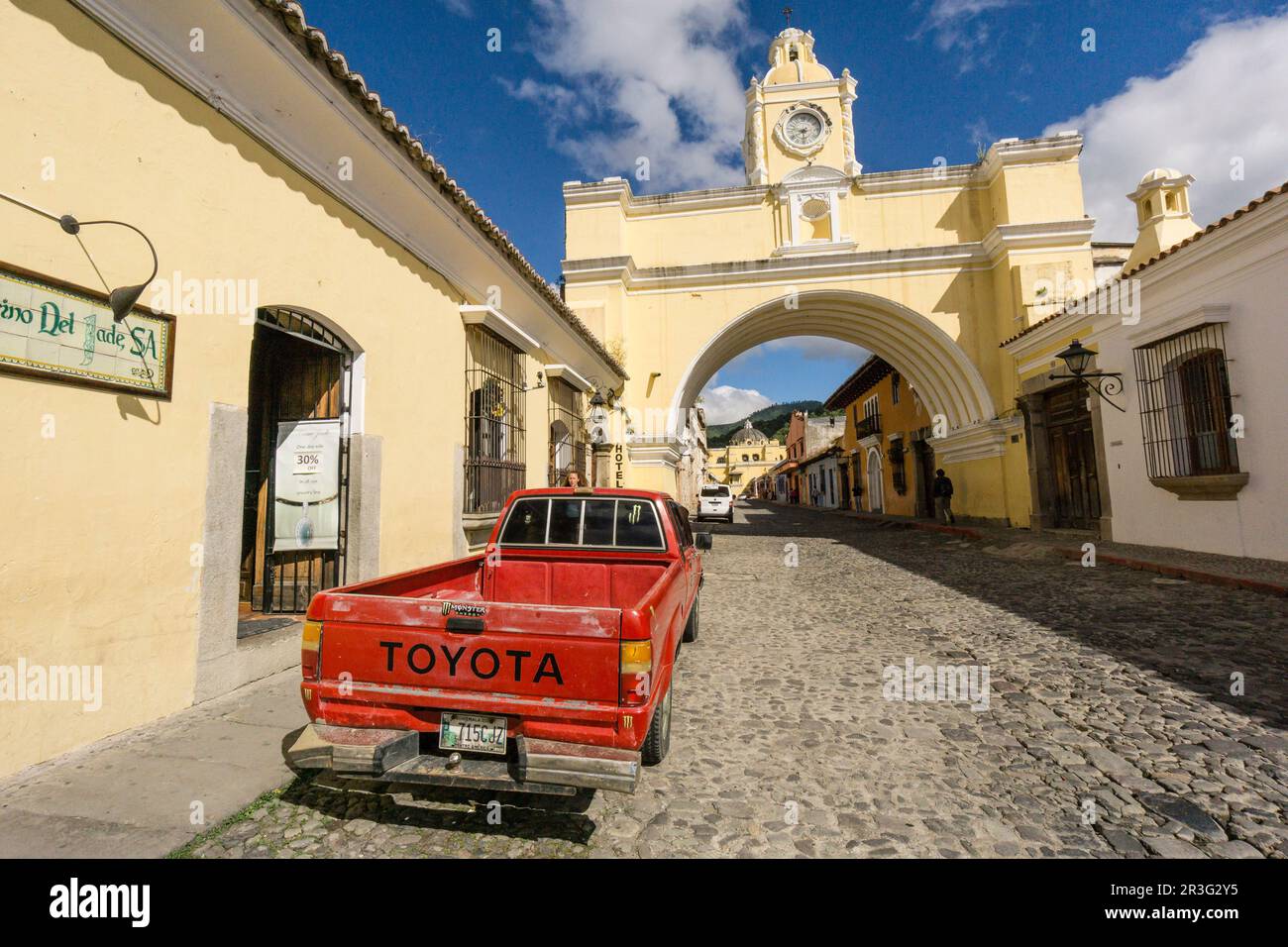 arco de Santa Catalina, arco del antiguo coinvento, Antigua Guatemala ...