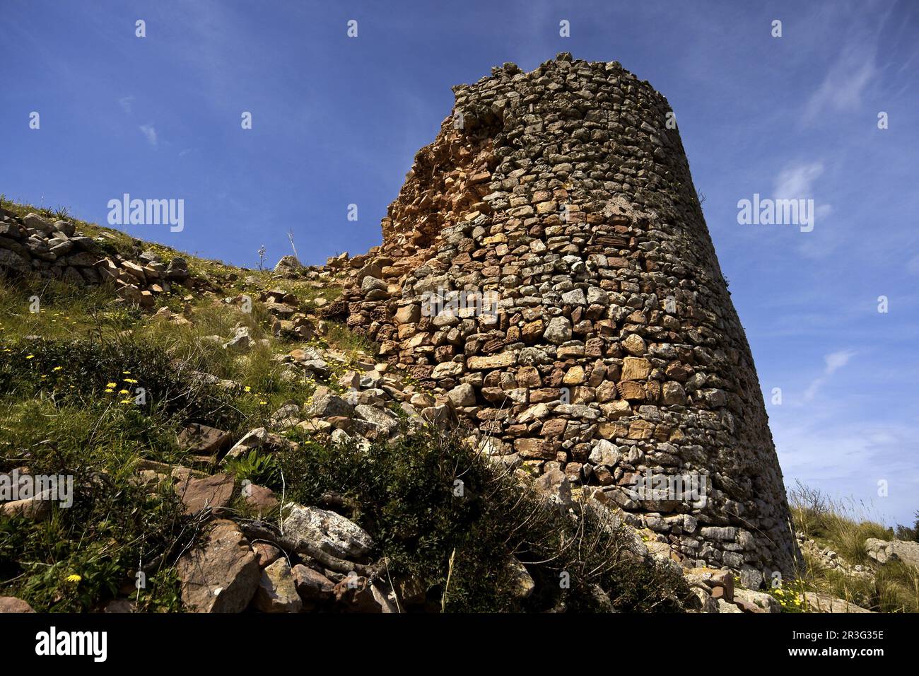 Castillo de Santa Águeda, fortificacion musulmana(s.XI-XII). Menorca ...