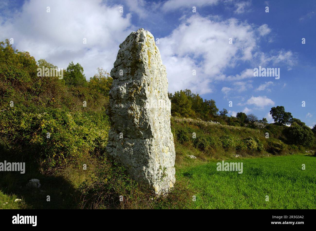Menhir neolitico hi-res stock photography and images - Alamy