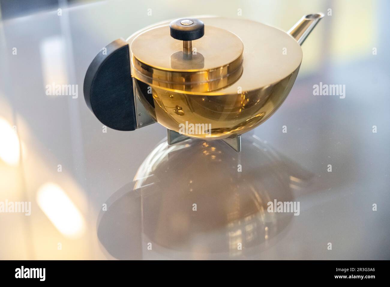 tea service design, bauhaus school, Dessau, Federal Republic of Germany ...