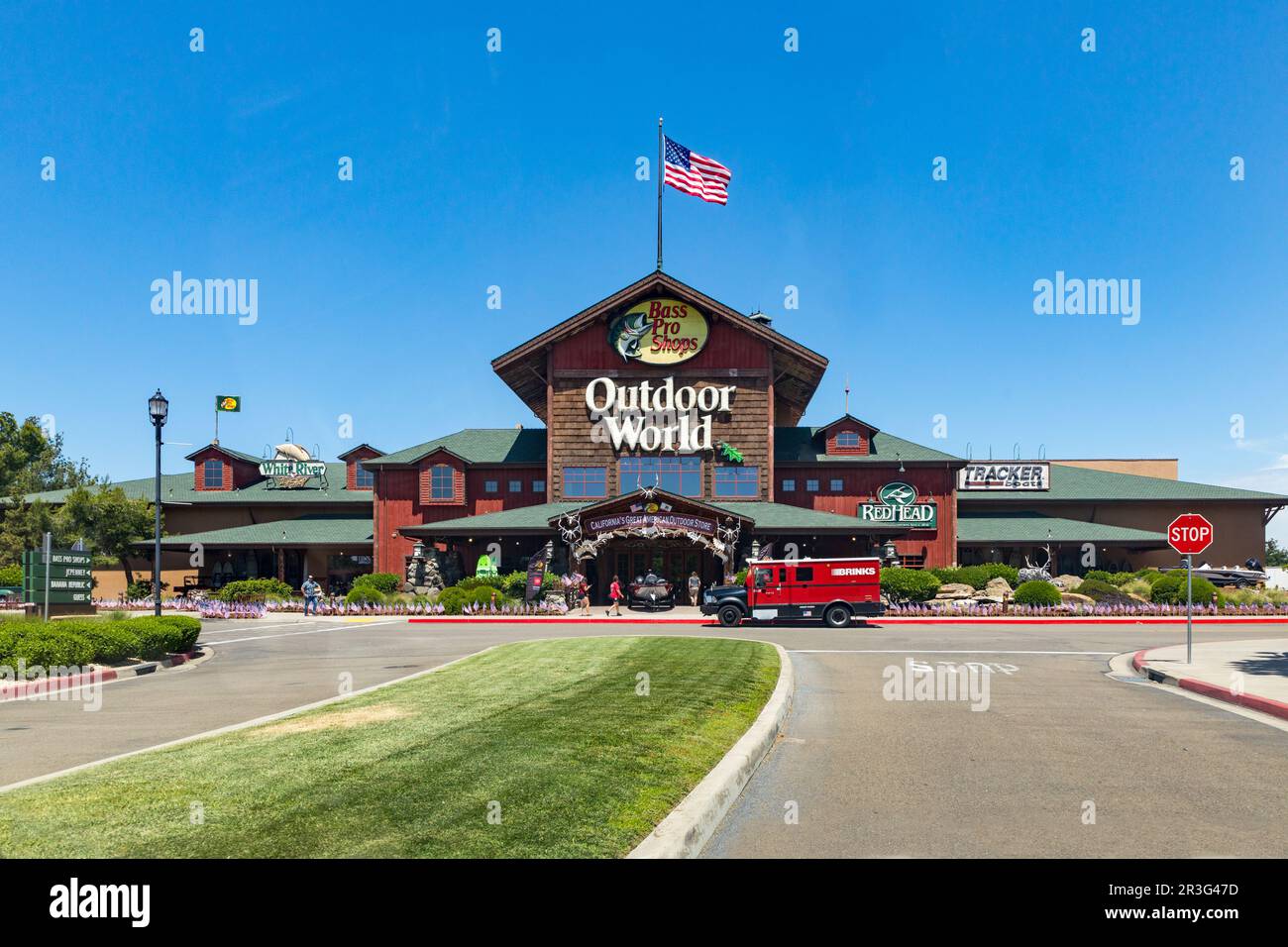 The Bass Pro Shops Store in Manteca California Stock Photo - Alamy