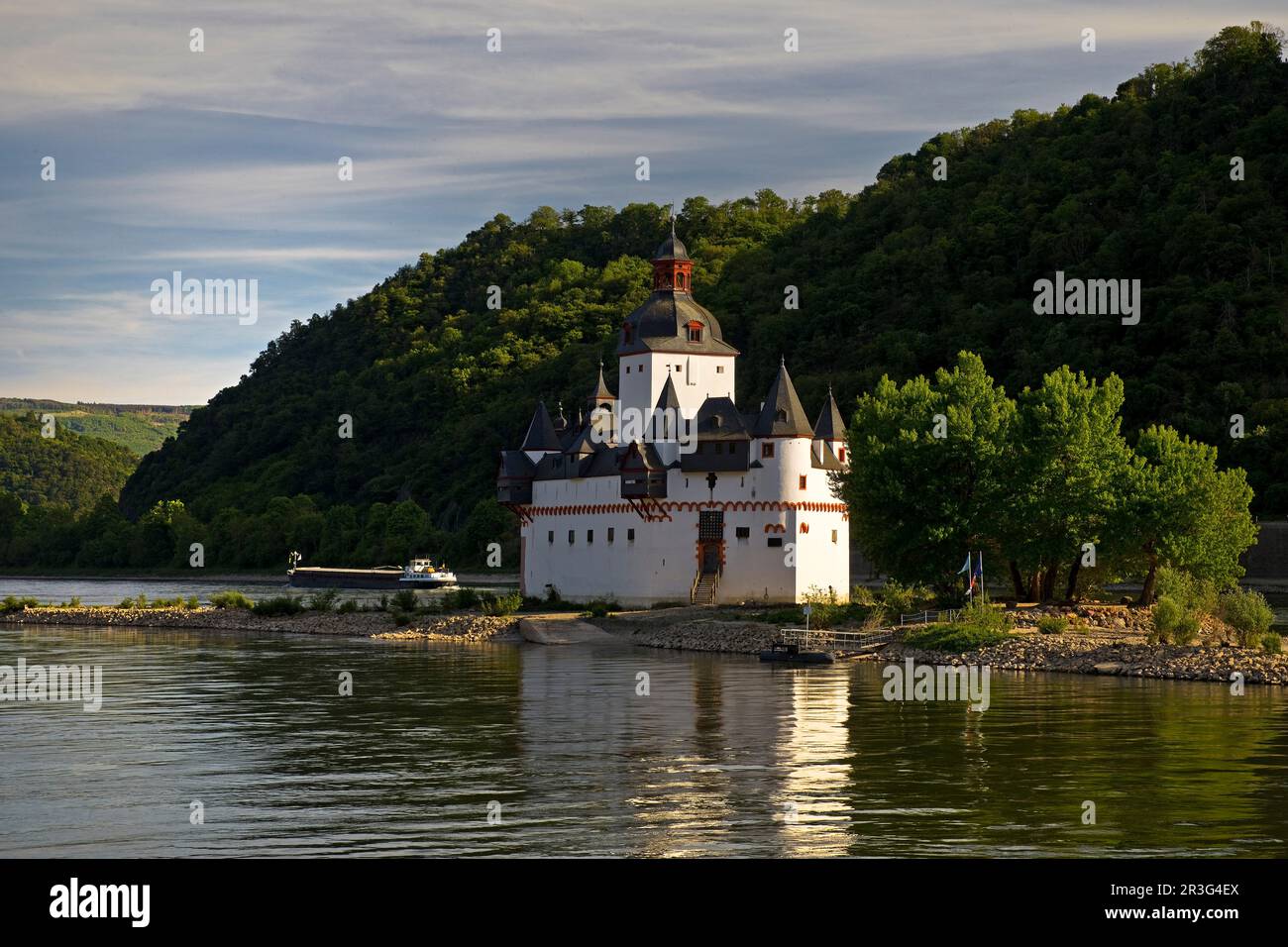 Pfalzgrafenstein Castle, island castle in the Rhine, UNESCO World ...