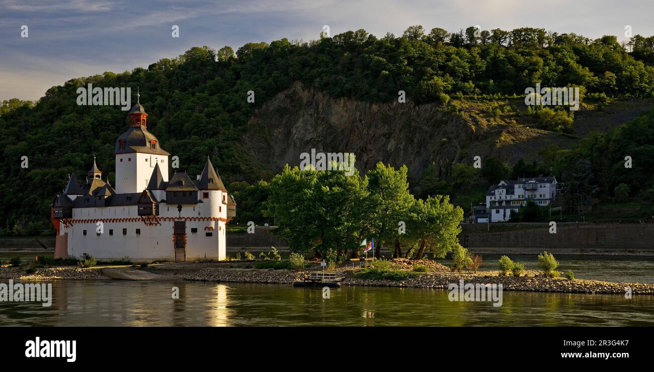 Pfalzgrafenstein Castle, island castle in the Rhine, UNESCO World ...
