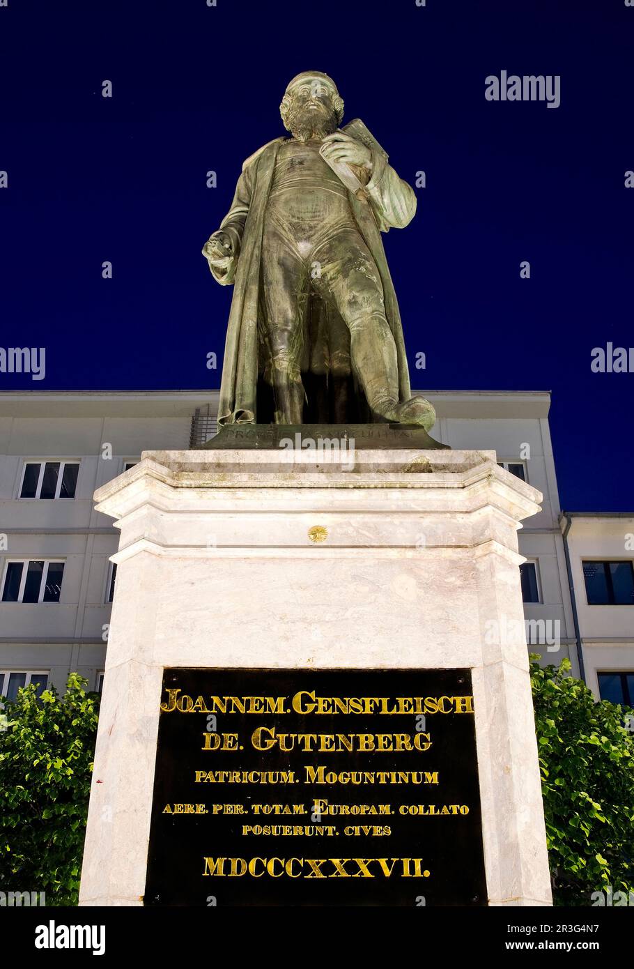 Gutenberg monument, artist Bertel Thorvaldsen, Mainz, Rhineland ...