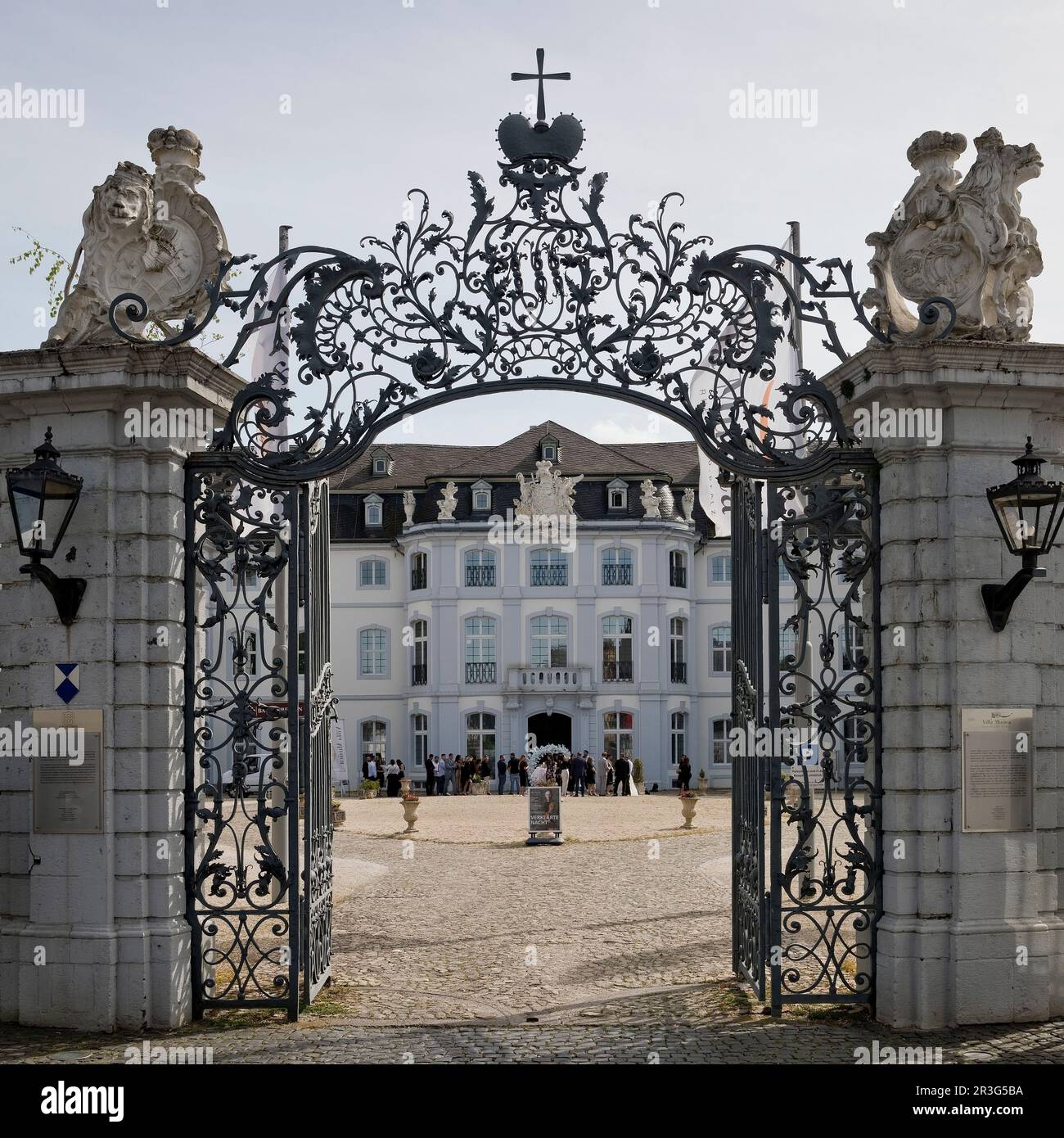 Schloss neuwied hi-res stock photography and images - Alamy