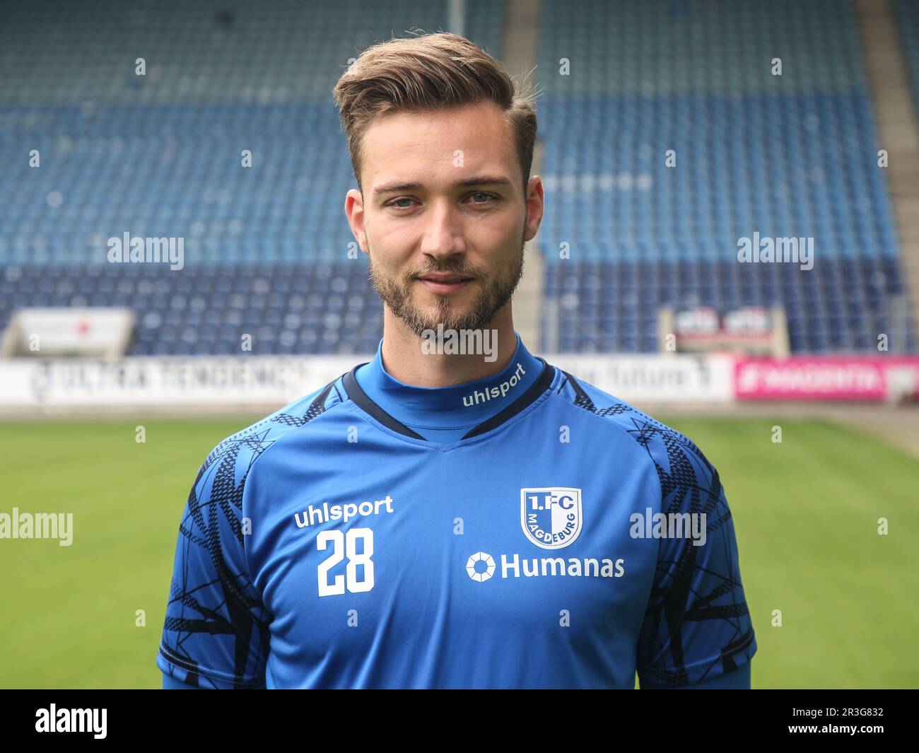 Newcomer goalkeeper Tim Boss at the start of training 1.FC Magdeburg ...
