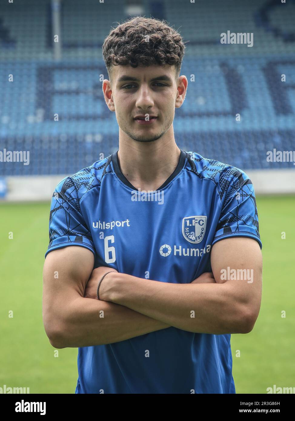 Newcomer Daniel Elfadli at the start of training 1.FC Magdeburg DFB DFL ...