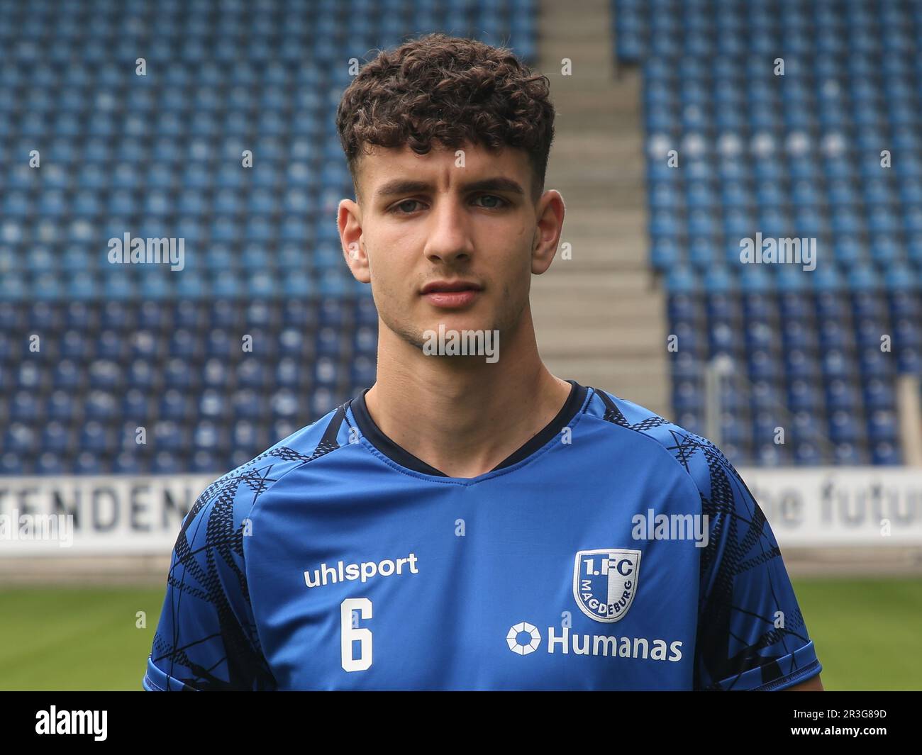 Newcomer Daniel Elfadli at the start of training 1.FC Magdeburg DFB DFL ...