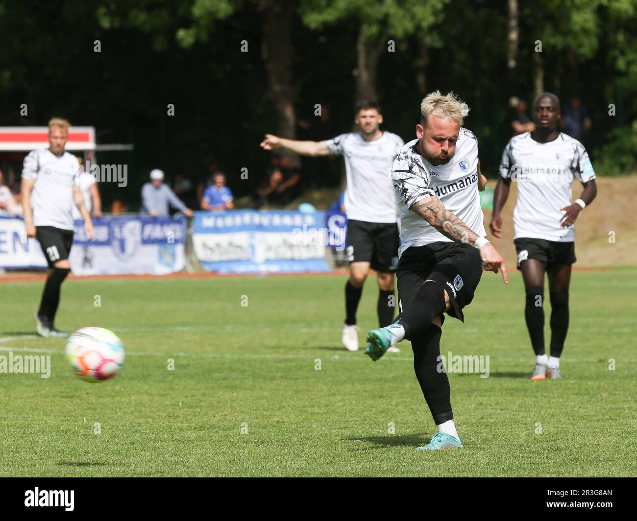 Luka Sliskovic (1.FC Magdeburg) -DFB DFL football 2.Bundesliga season ...