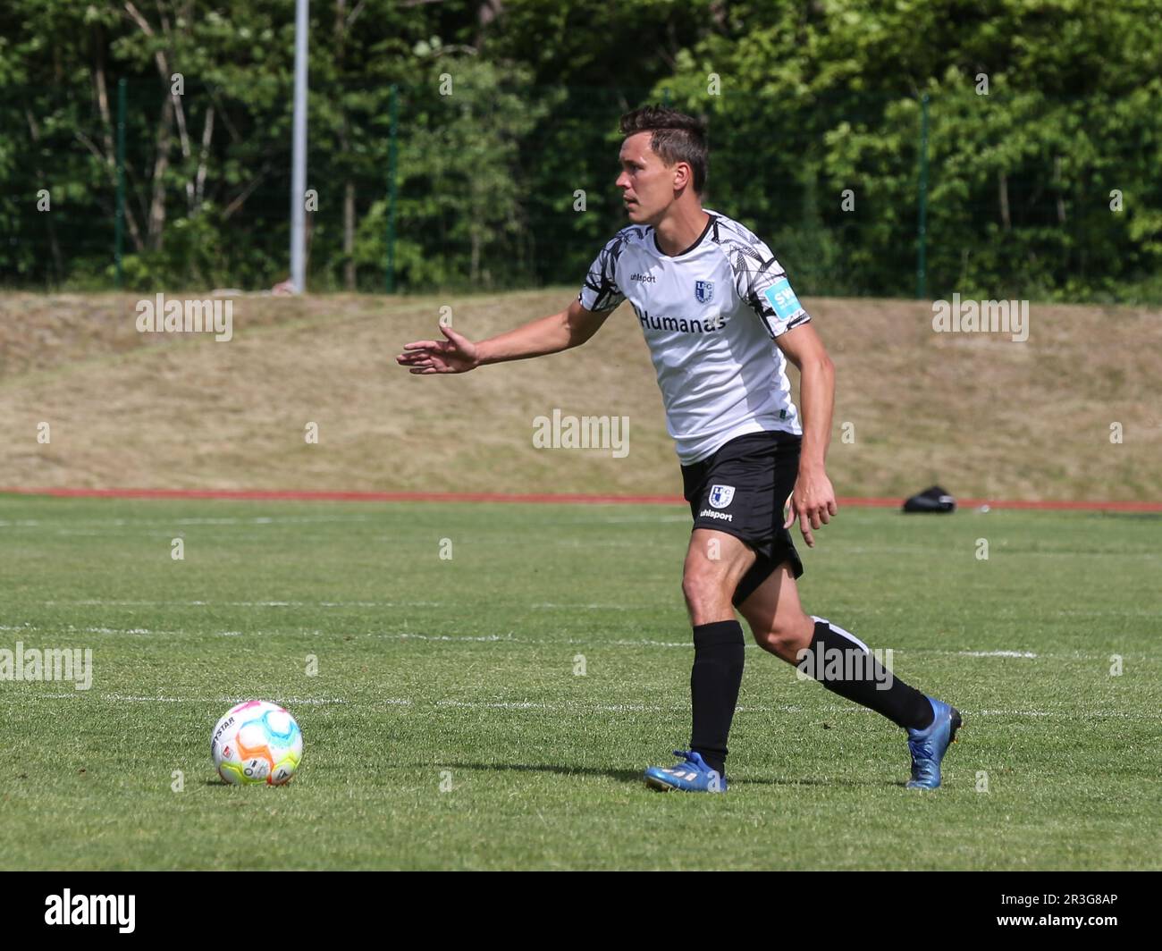 Saison 2022 2023 2022 2023 hi-res stock photography and images - Alamy