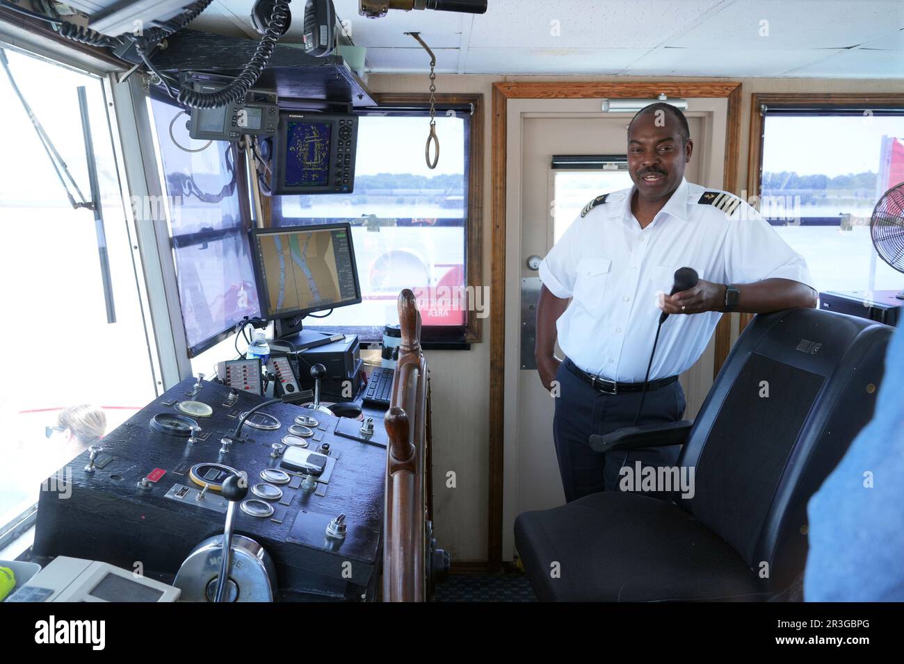 St. Louis, United States. 23rd May, 2023. Riverboat captain Kevin East ...