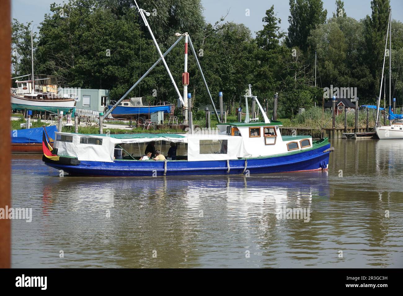 Excursion boat in Neuhaus an der Oste Stock Photo - Alamy