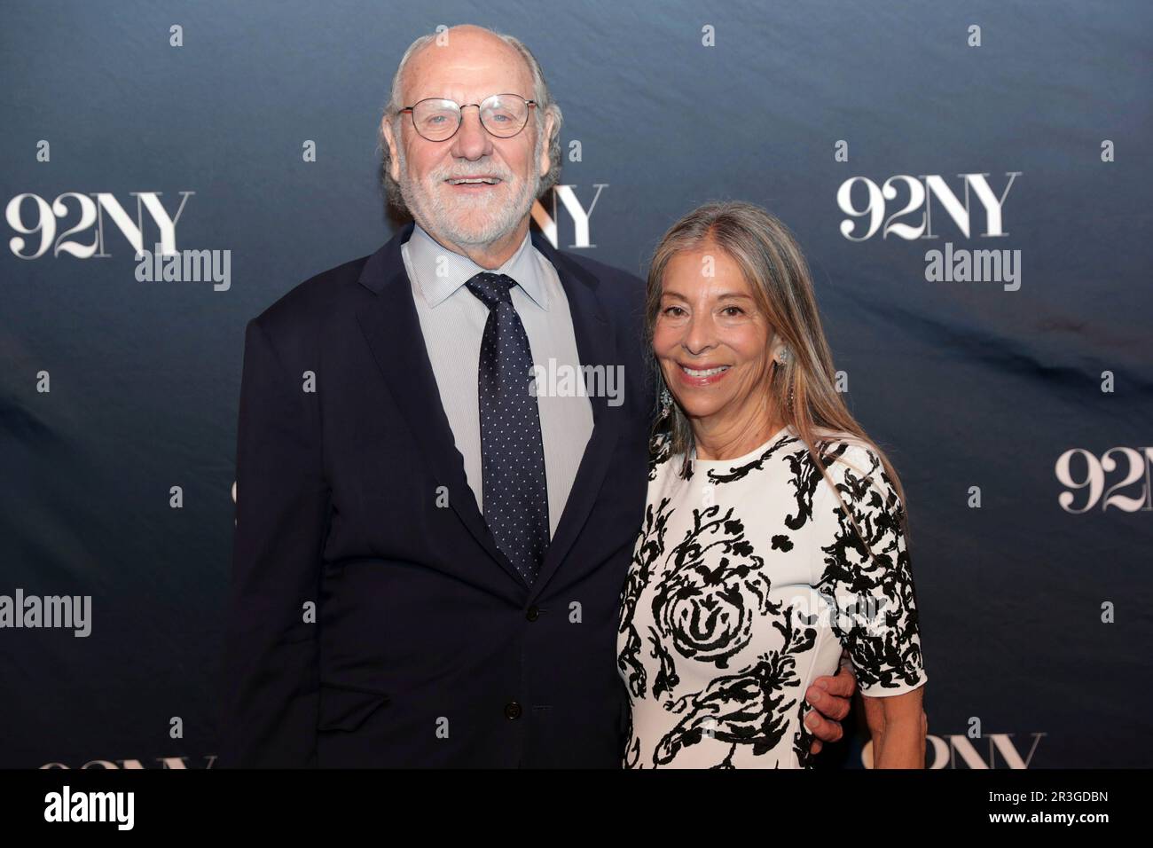 Sharon elghanayan hi-res stock photography and images - Alamy