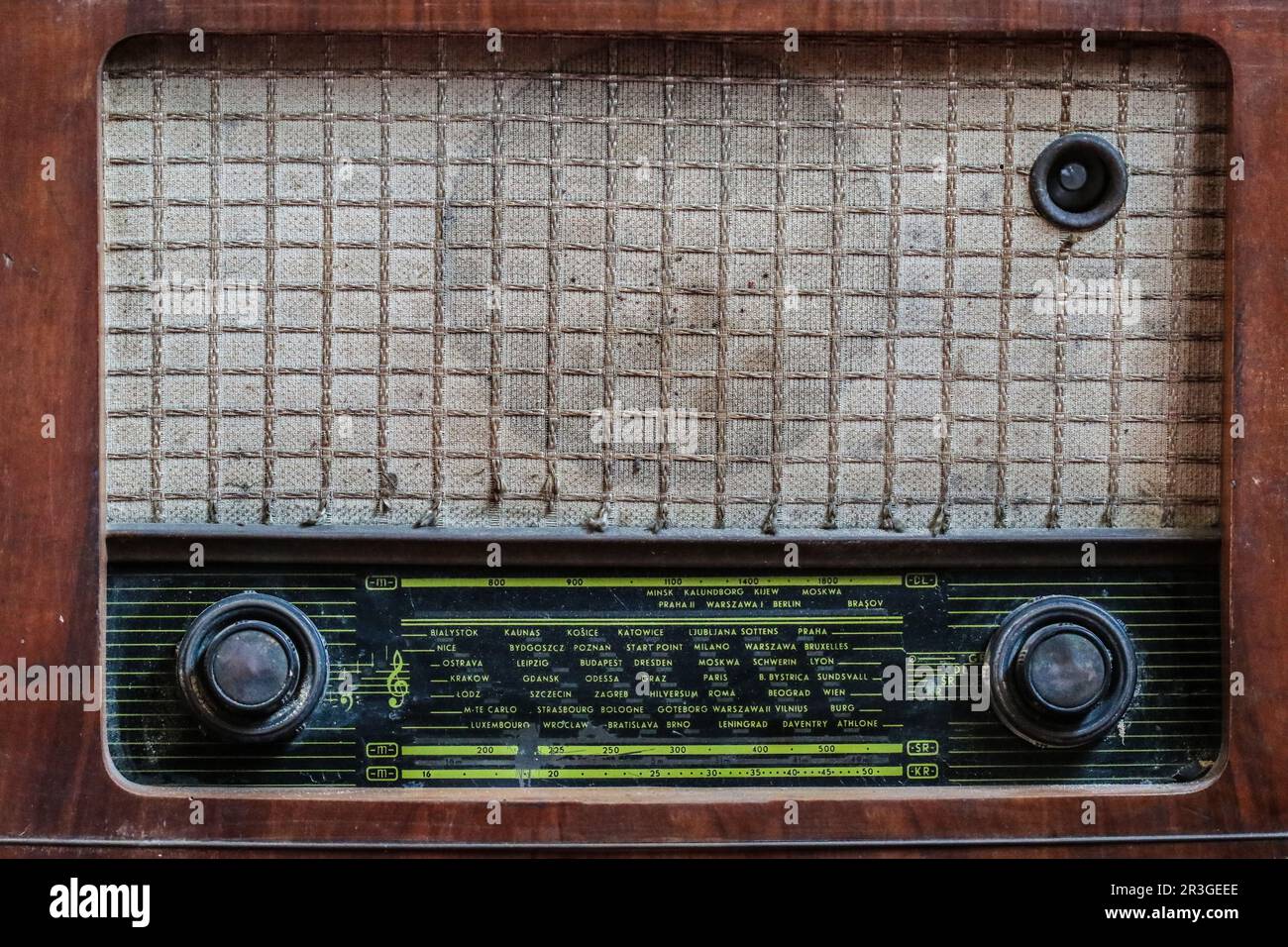 Vintage tabletop radio set Stock Photo - Alamy
