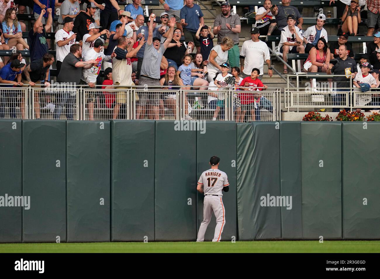 San Francisco Giants left fielder Mitch Haniger (17) stands by the left ...