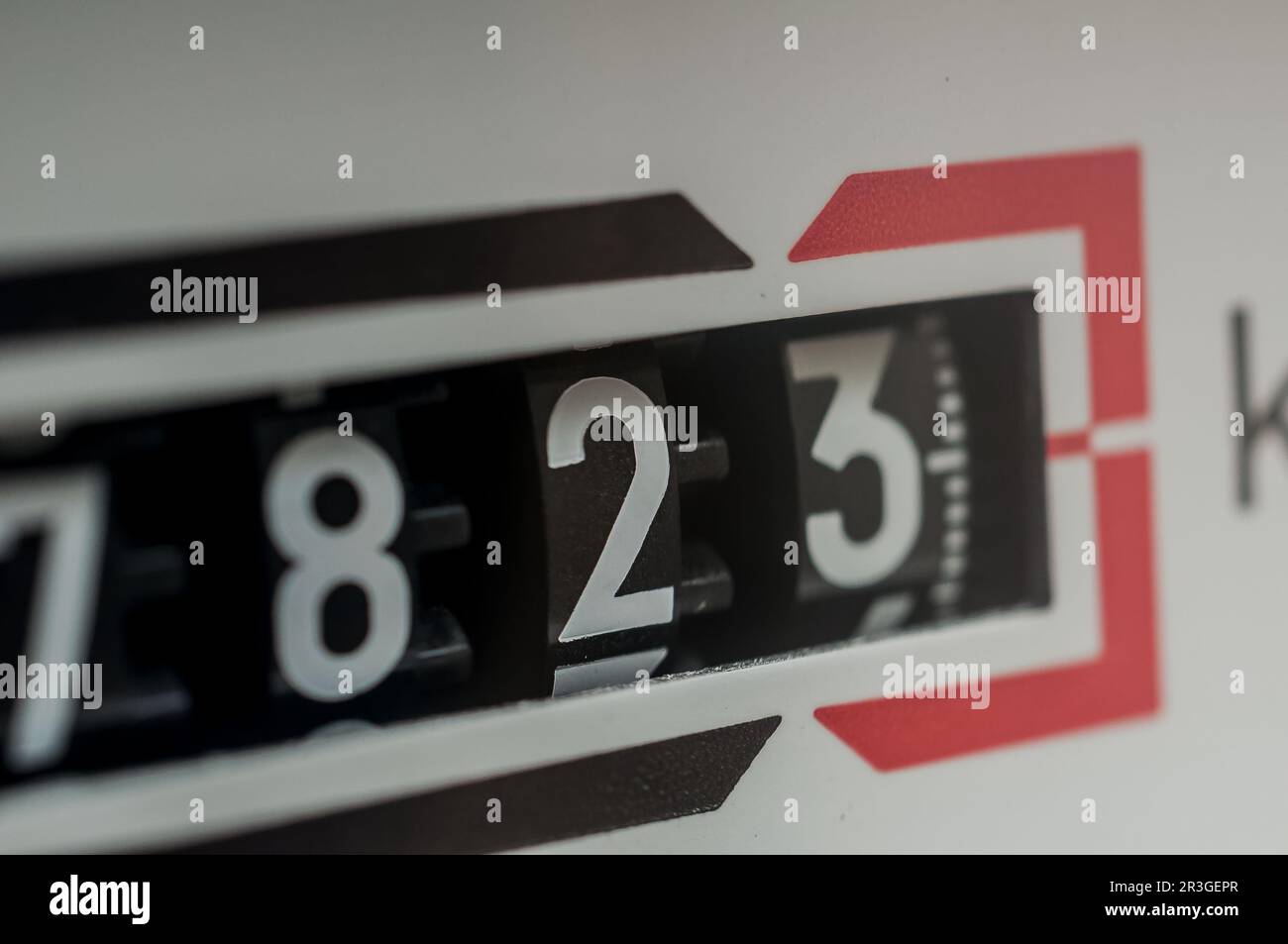 Electricity meter close up - cost electricity bill Stock Photo - Alamy