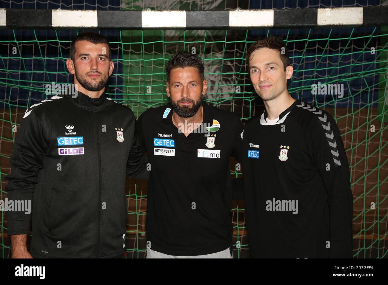 Nge circle hi-res stock photography and images - Alamy