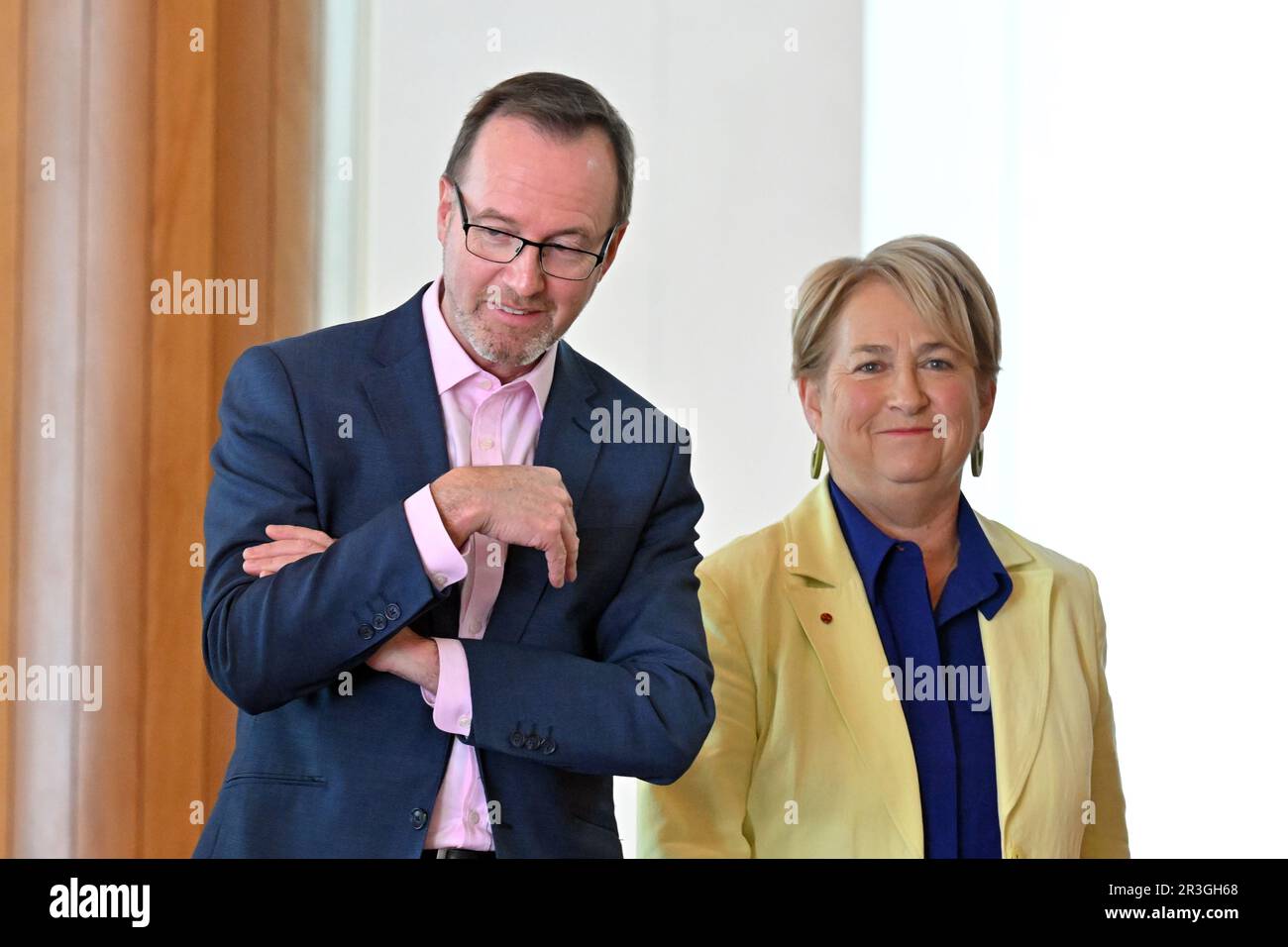 Greens Senators David Shoebridge and Barbara Pocock before a press ...