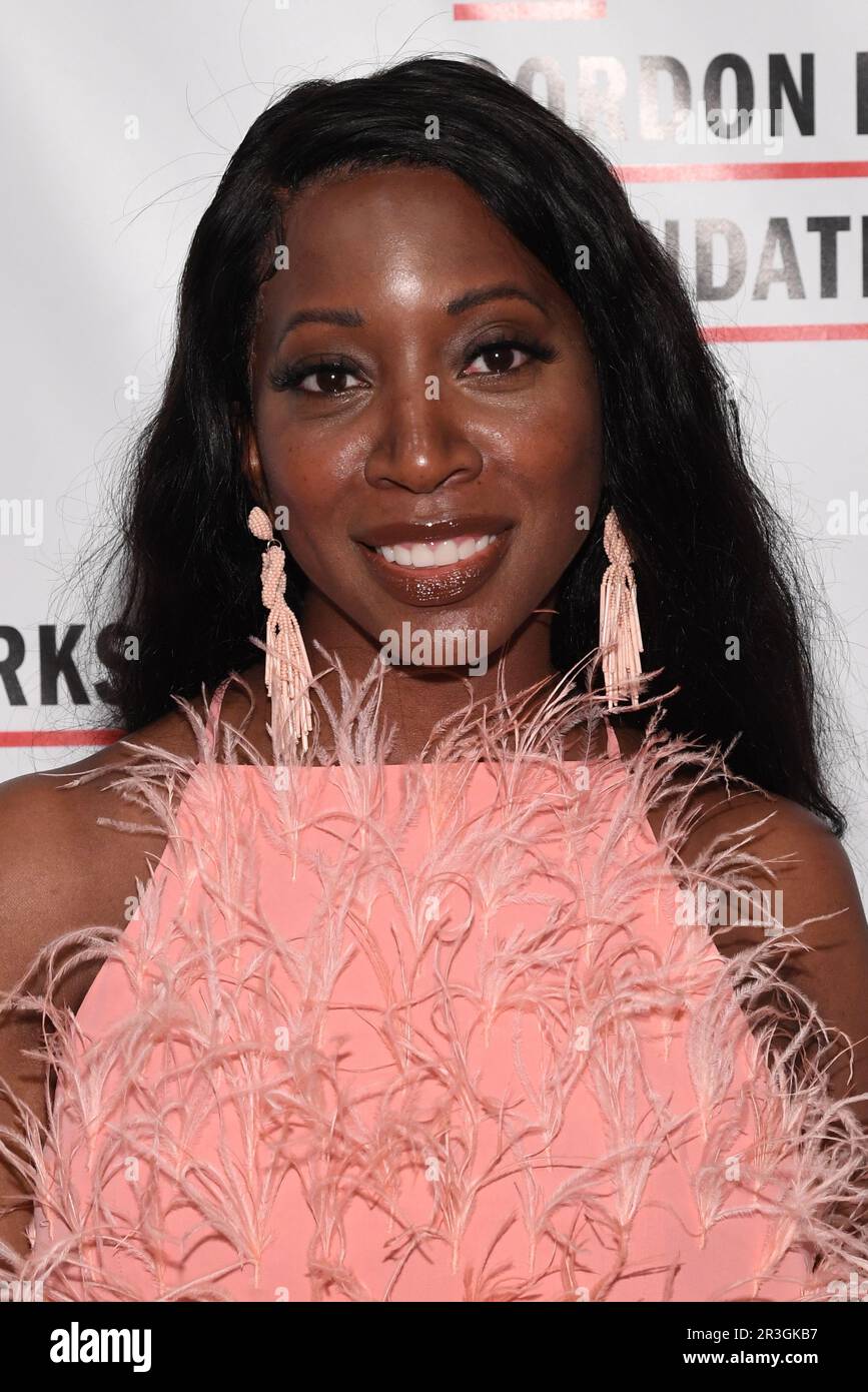 New York, USA. 23rd May, 2023. Bisa Butler walking the red carpet at ...
