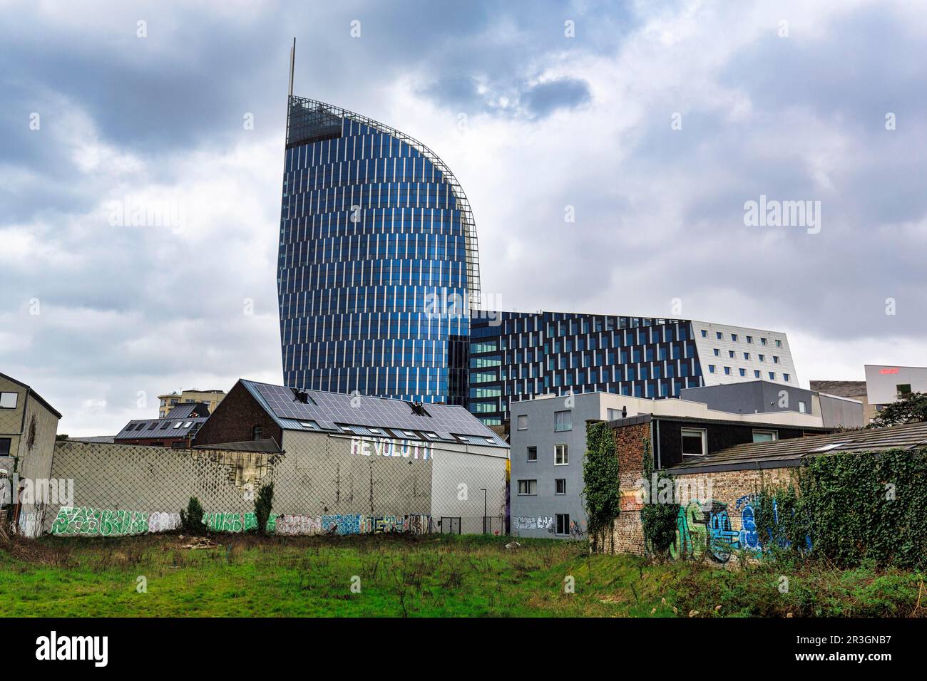 Tour Paradis office tower, Tour des Finances de Liege, modern ...