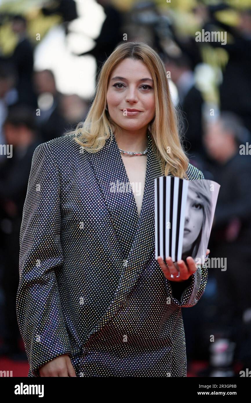 Samanta Cotta Hyphen Hyphen attend the Asteroid City red carpet during ...