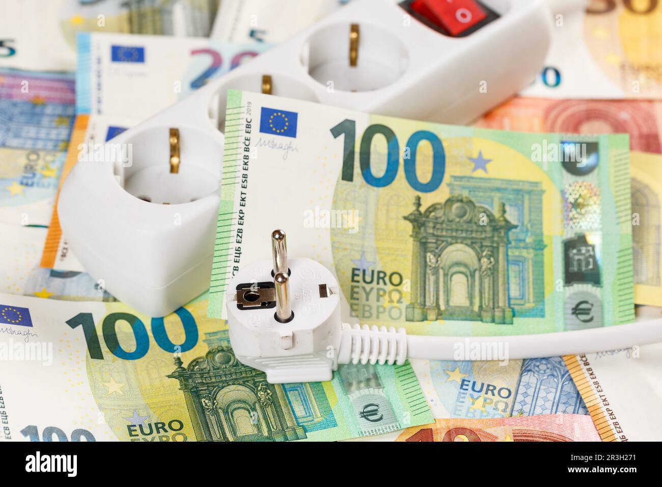 Electricity price symbol image cost of power supply with power cable ...