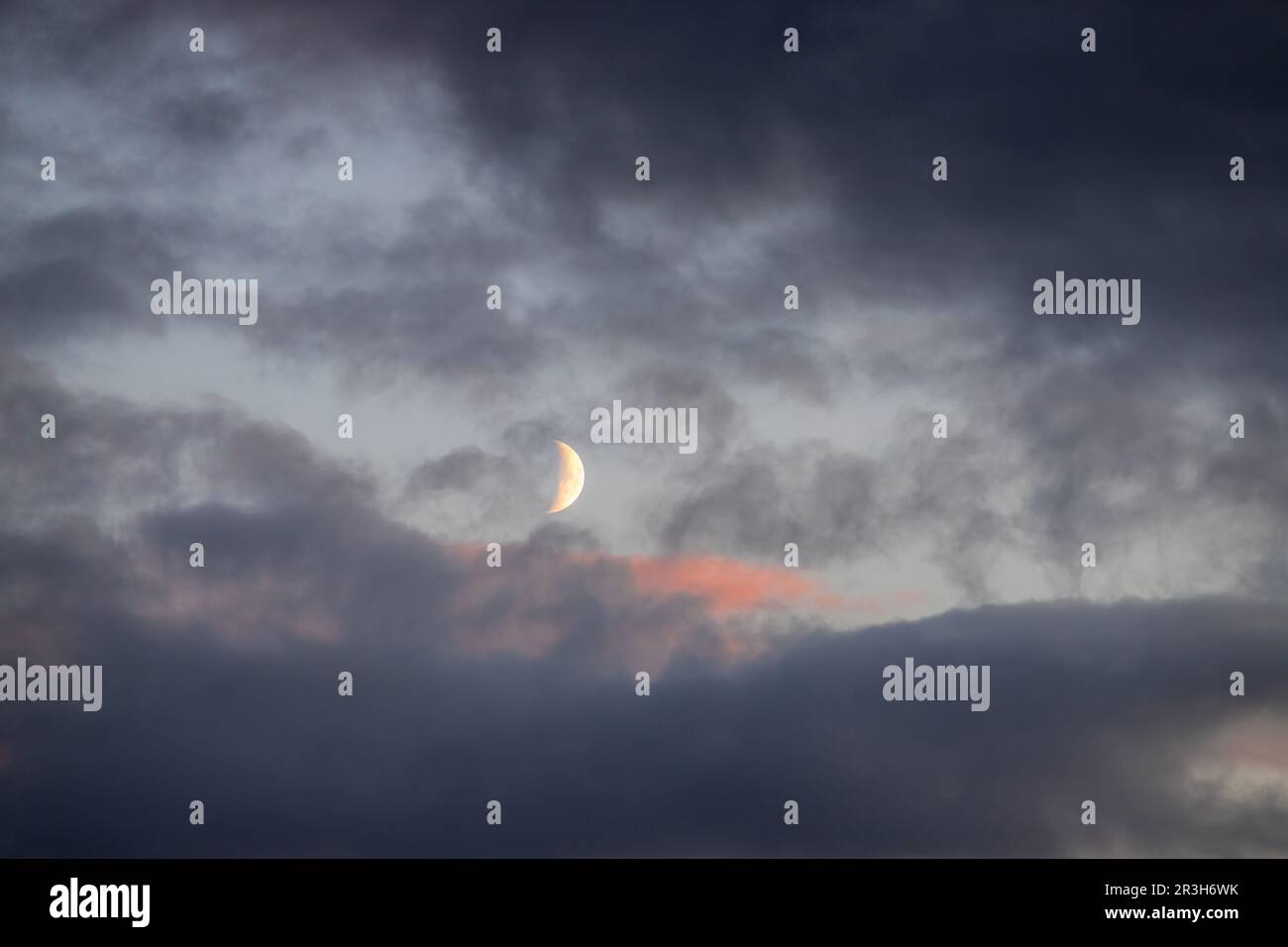 Texture background evening sky atmospheric Stock Photo - Alamy