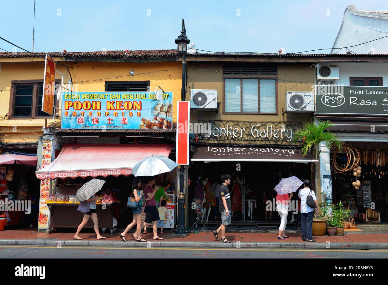 Jonker Street, Melaka, Malaysia Stock Photo - Alamy