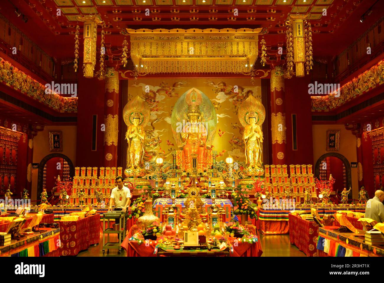 Buddha Tooth Relic Temple, South Bridge Road, Singapore Stock Photo - Alamy