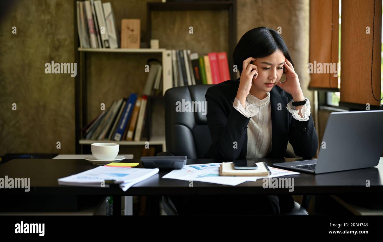 Problems solutions hi-res stock photography and images - Alamy