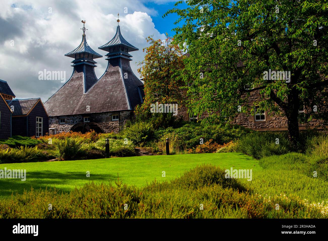 Strathisla distillery hi-res stock photography and images - Alamy