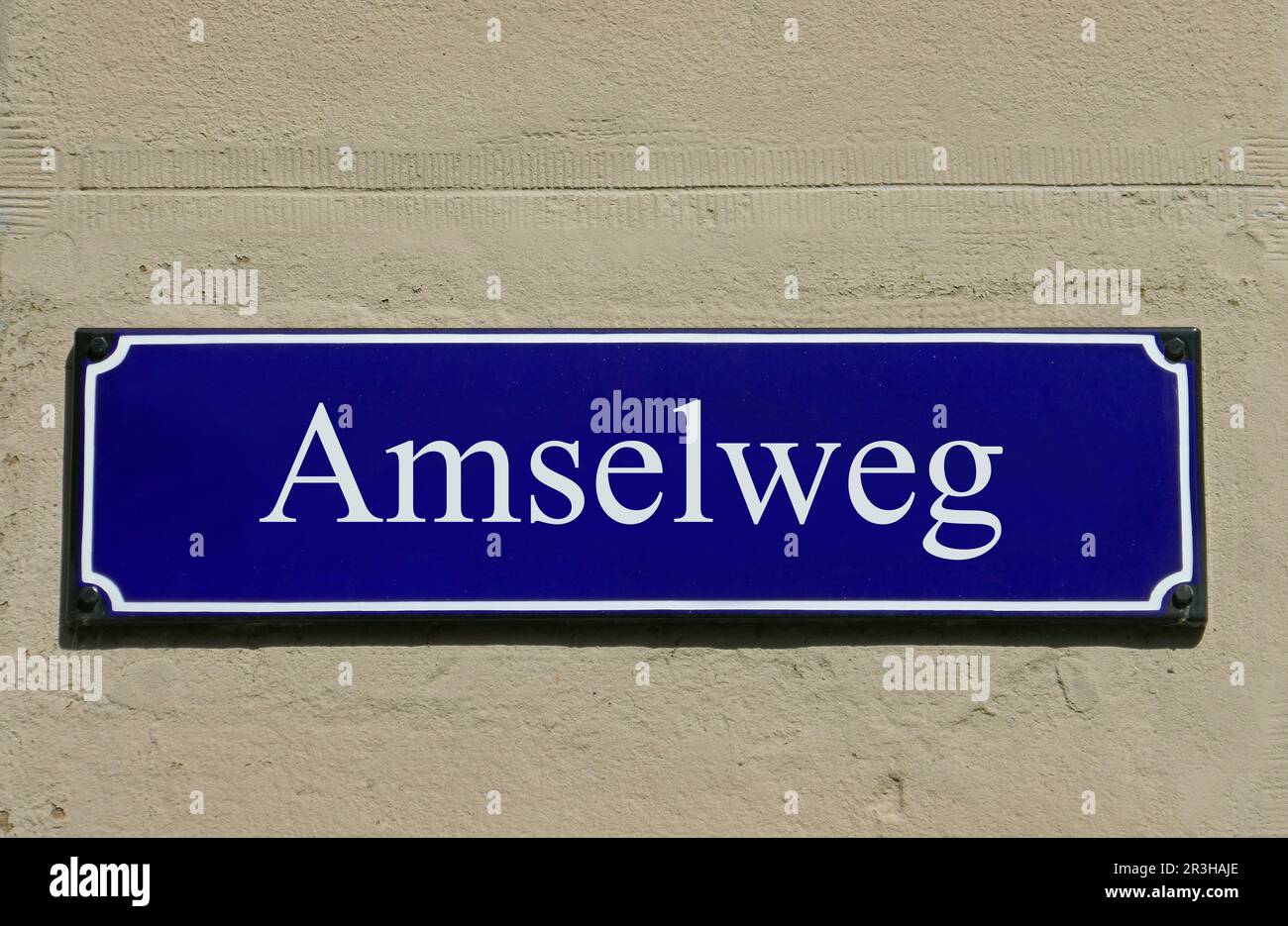 Enamel sign Amselweg Stock Photo - Alamy