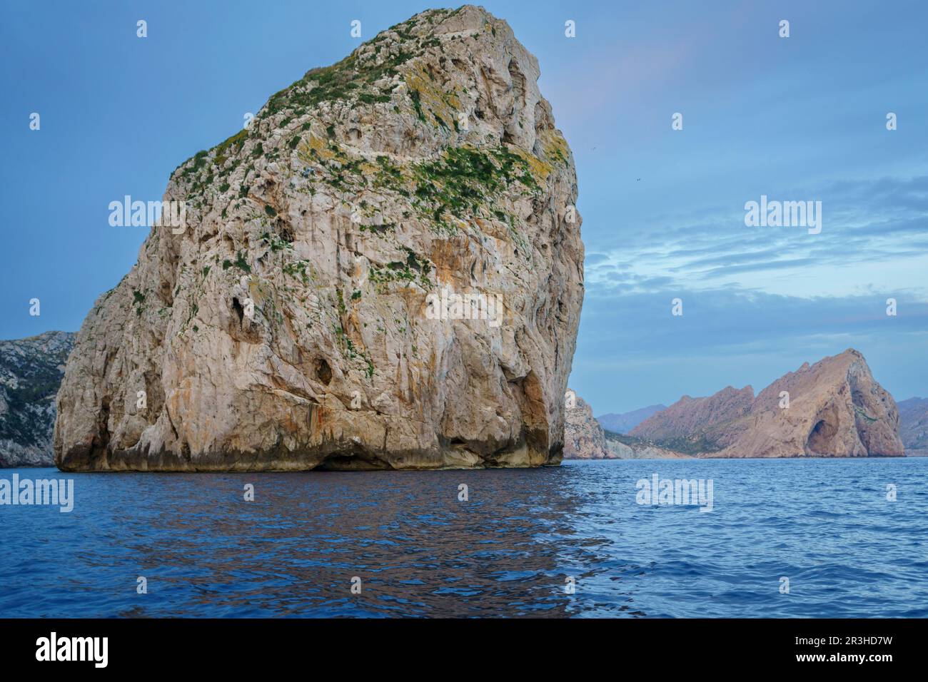 Es Colomer islet and Cala Boquer in the background, Tramuntana coast ...