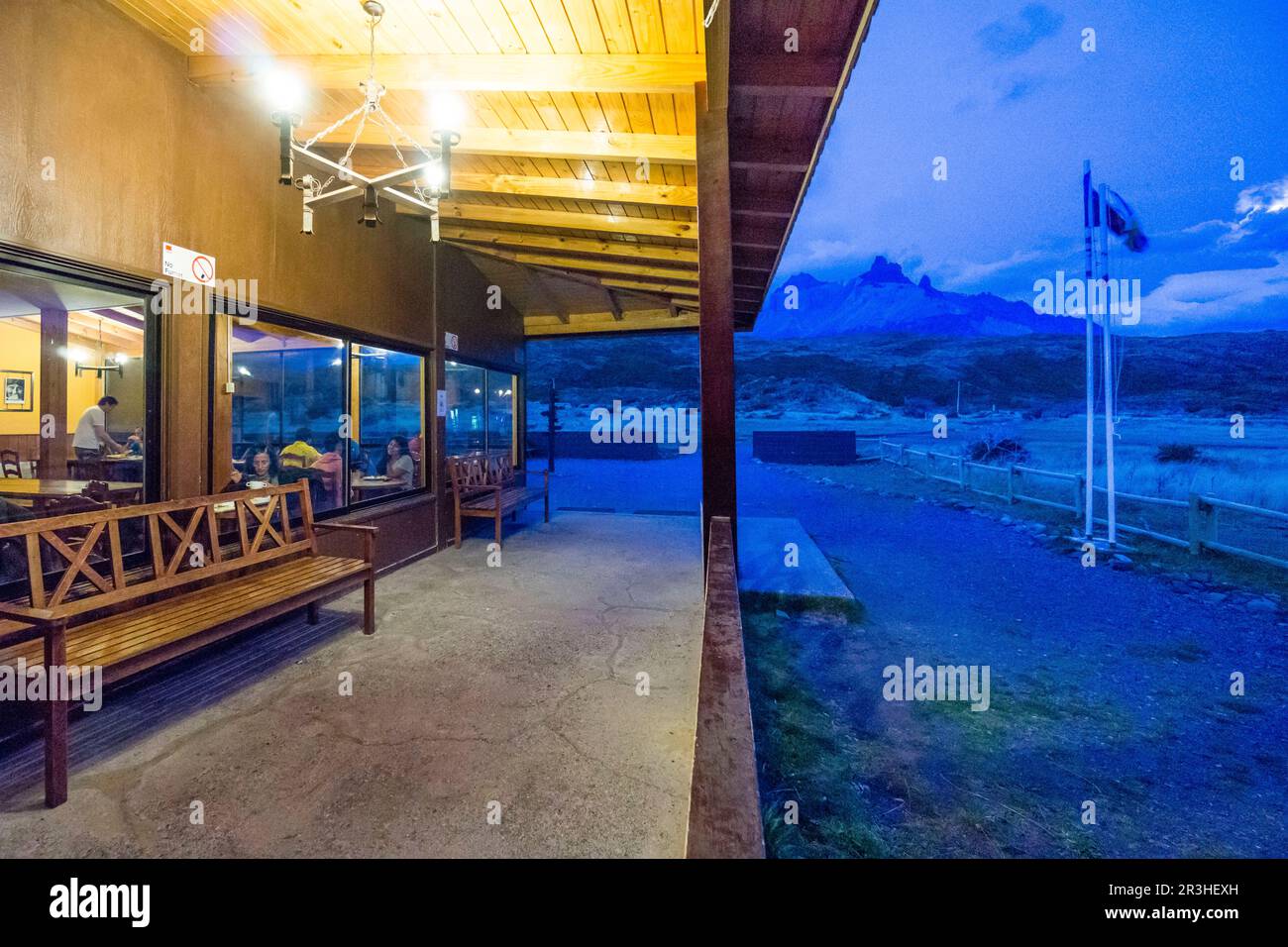 cuernos del Paine, refugio Paine Grande, trekking W, Parque nacional ...