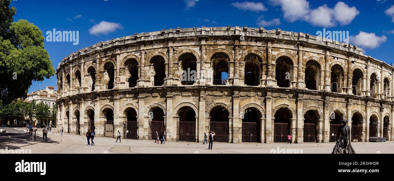 anfiteatro romano -Arena de Nimes-, siglo I, Nimes, capital del ...