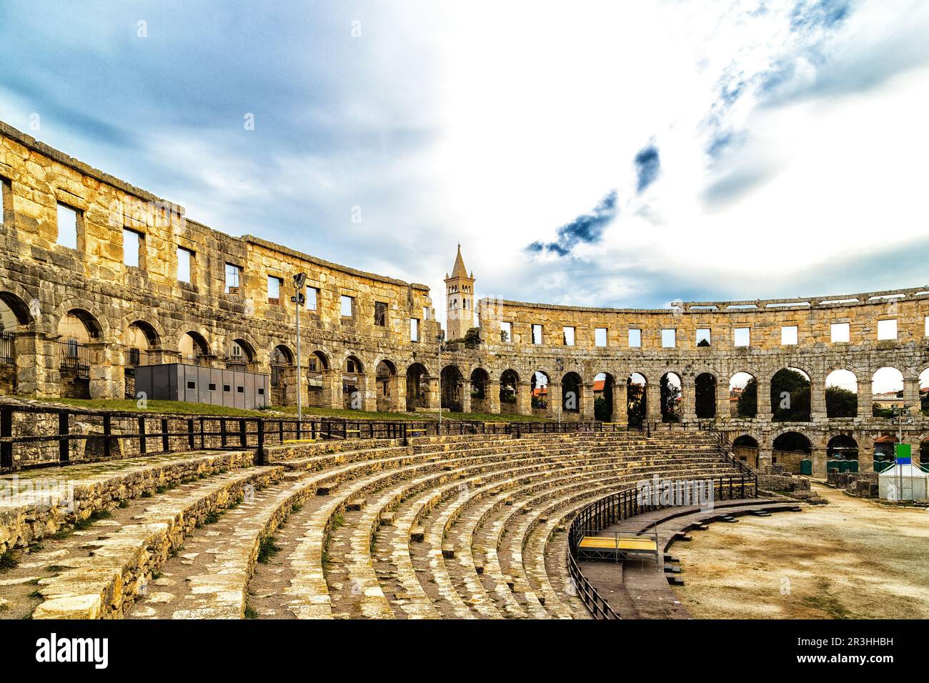 Stone wall ruins pula arena hi-res stock photography and images - Alamy