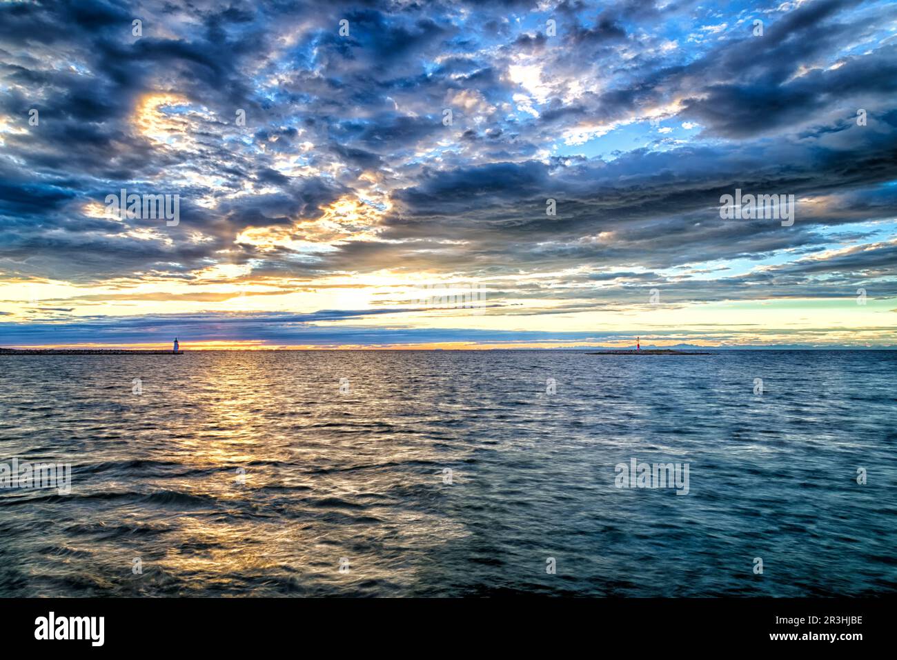 Weather lookout hi-res stock photography and images - Alamy