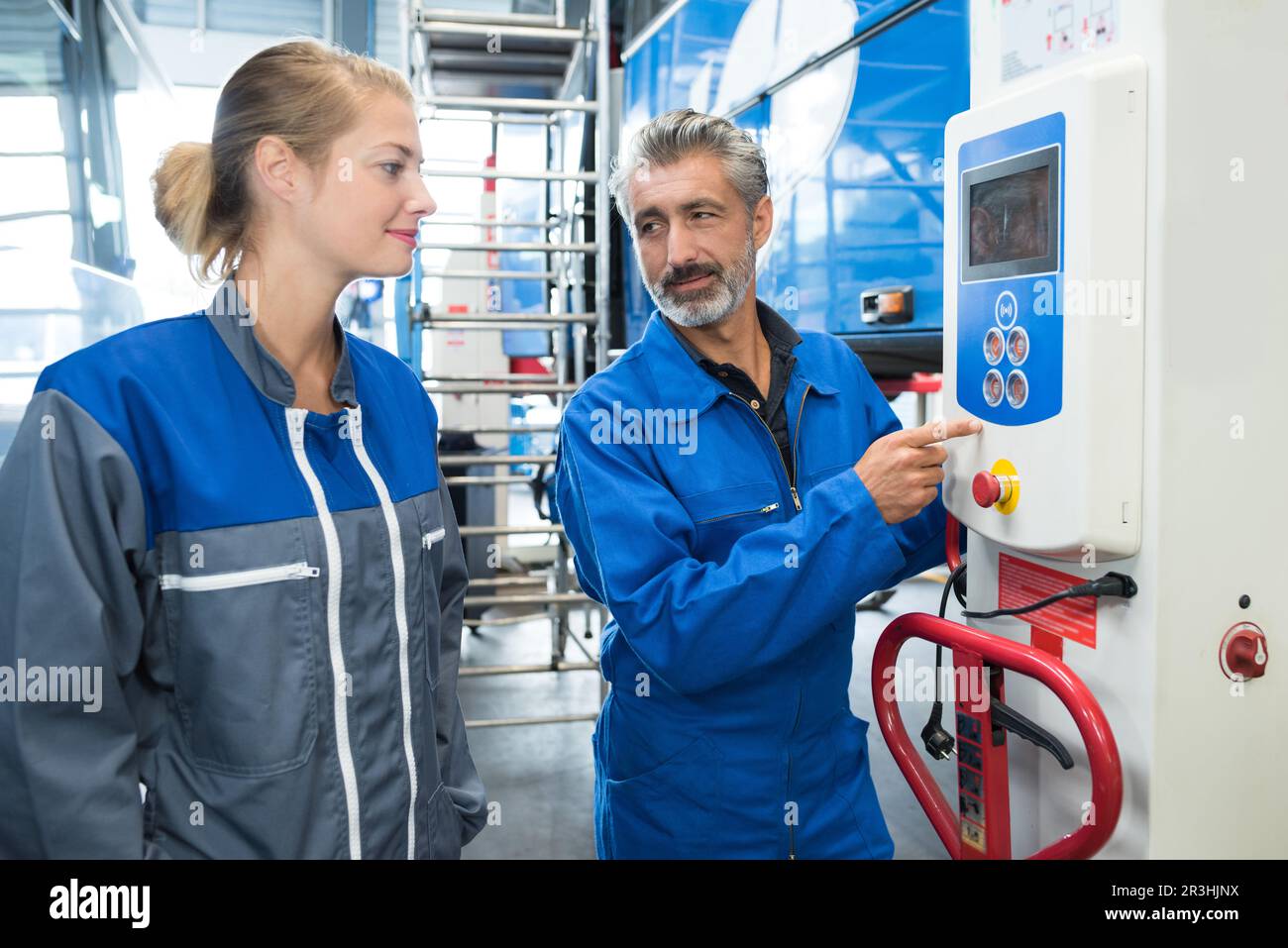 Female machinery operative hi-res stock photography and images - Alamy