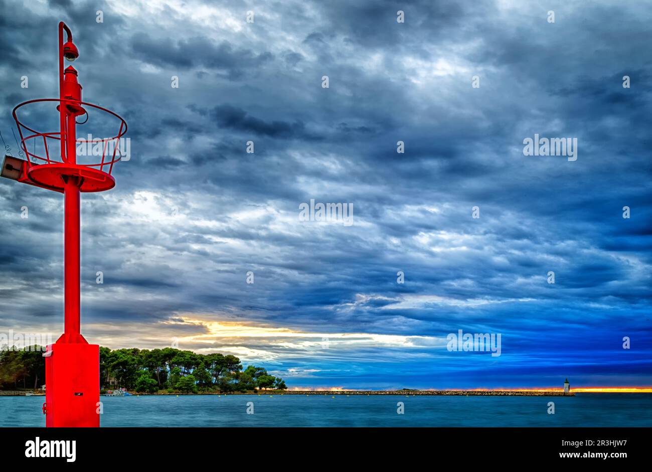 Wave lookout hi-res stock photography and images - Alamy