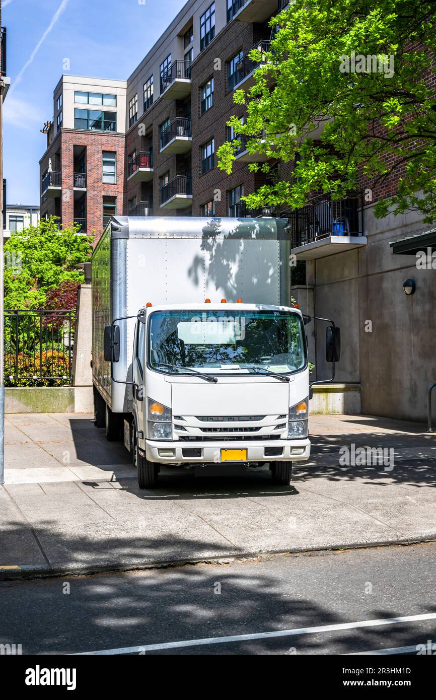 Industrial light duty transportation cab over powerful compact white ...