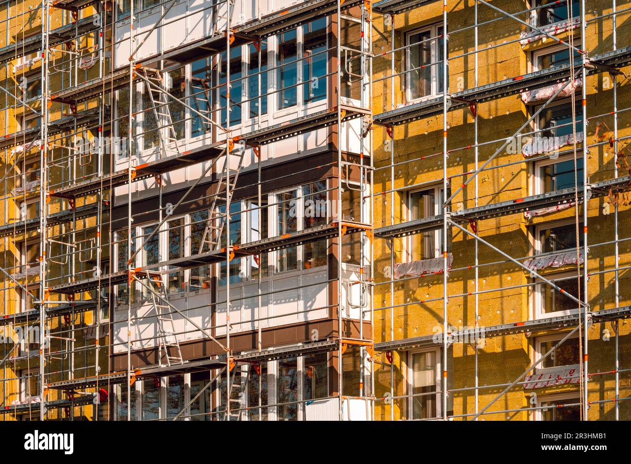 Building under construction Stock Photo - Alamy