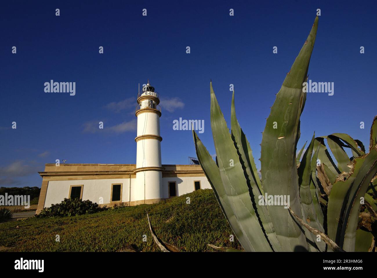 Faro de ses salines hi-res stock photography and images - Alamy